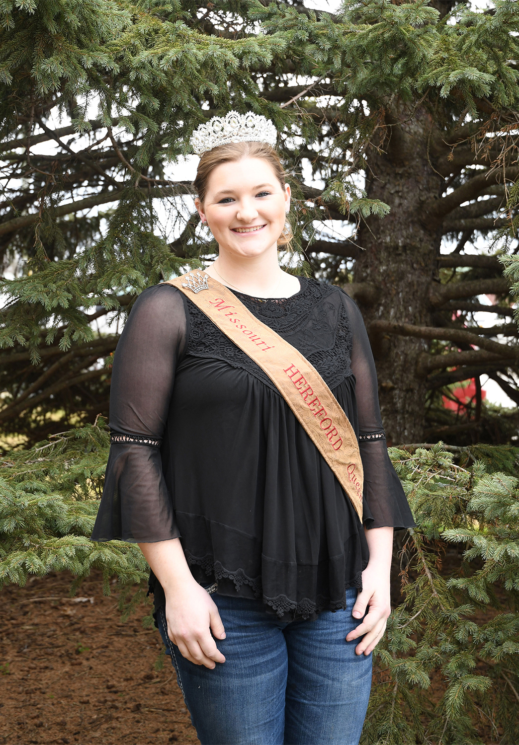 2019-MHA-Queen-DSC_5042-web - Missouri Hereford Association